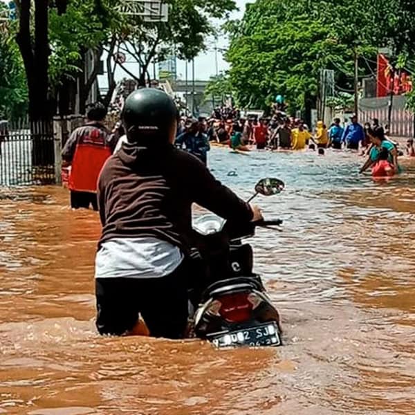 Motor Mati Terendam Banjir? Ini trik atasinya