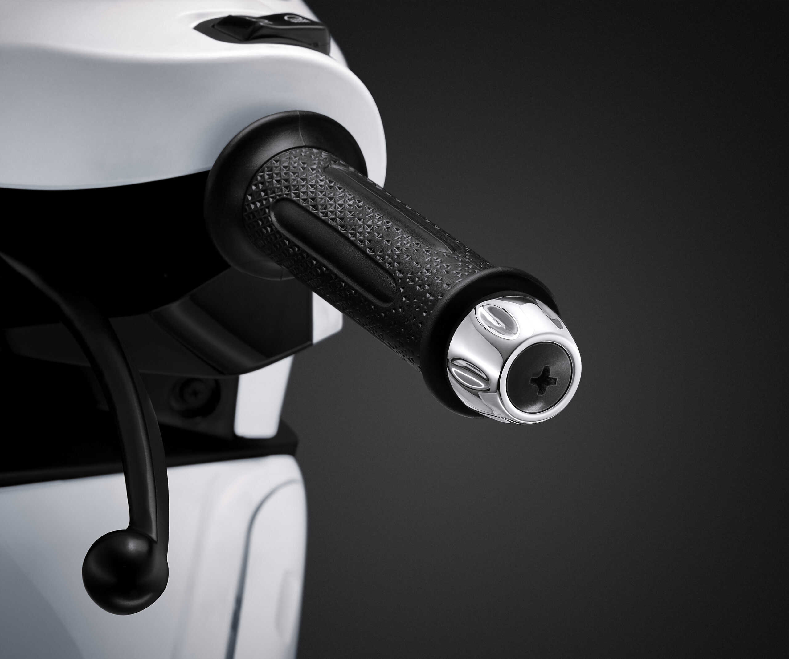 Cover Grip End (Aksesoris Hand Grip) Honda Scoopy | Resmi Honda