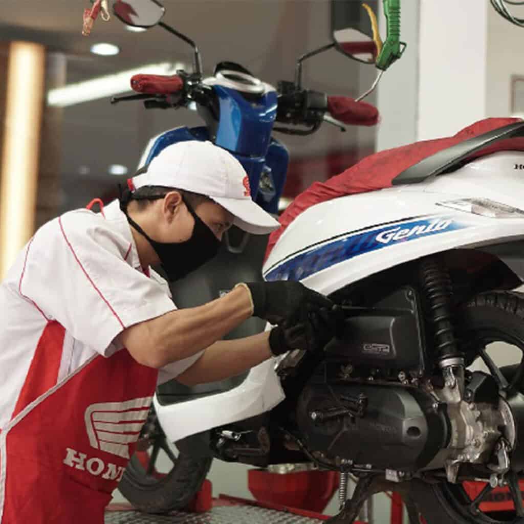 Perawatan dan Service Sepeda Motor | Pojok Mesin Honda Cengkareng