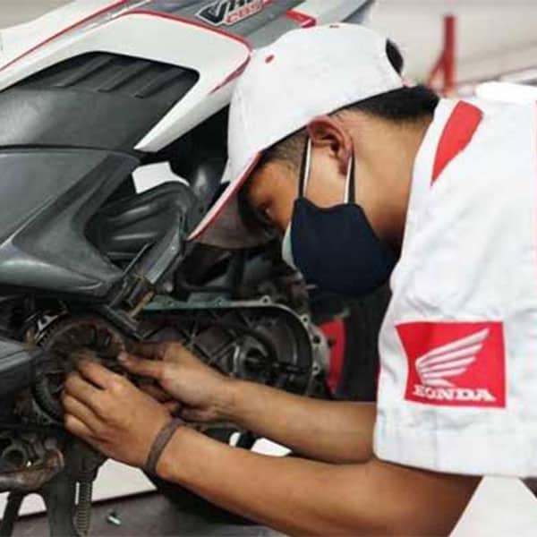 Perawatan dan Service Sepeda Motor | Pojok Mesin Honda Cengkareng