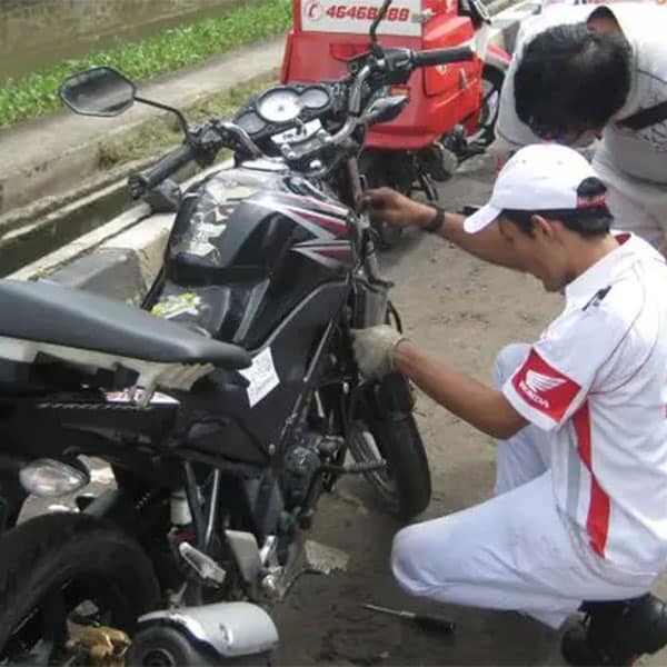 Jangan Abaikan Suara Aneh Di Motor! Begini Solusinya